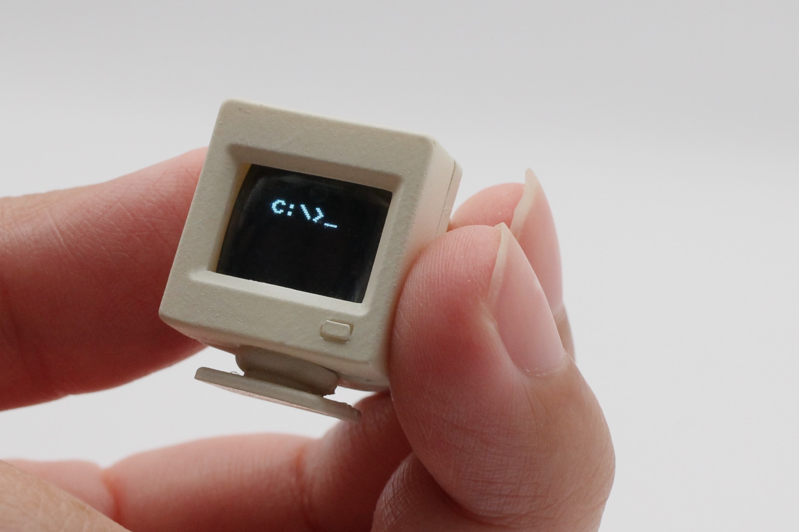 RetroPrompt: Miniature CRT Monitor MS-DOS Prompt – Questwise Ventures